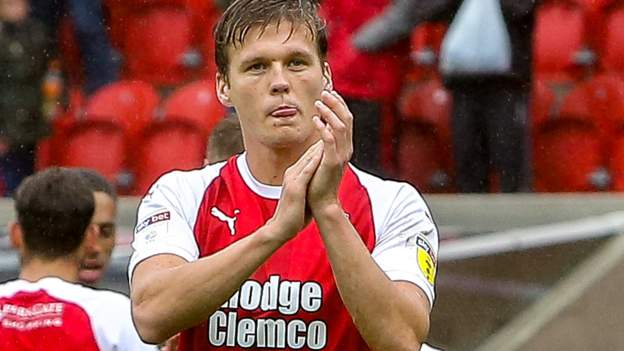 Sean Raggett: Portsmouth sign Norwich defender on season-long loan deal ...