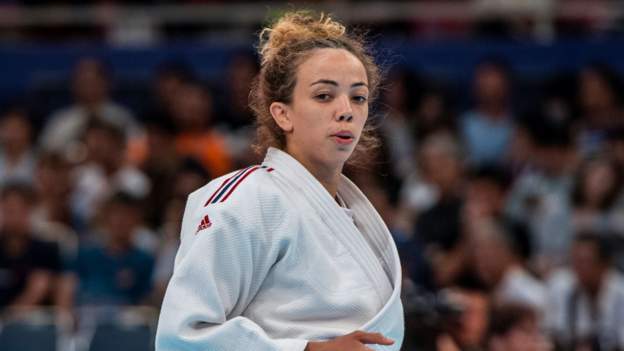 Chelsie Giles: GB judoka wins first Grand Slam gold in Tel Aviv - BBC Sport