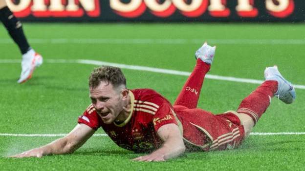 BK Hacken 2-2 Aberdeen: Nicky Devlin 'owed' his side a performance ...