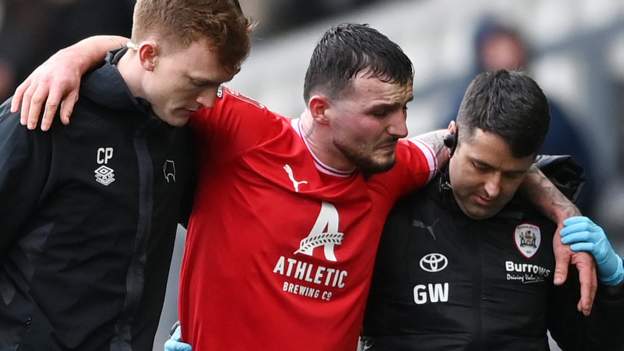 Tom Edwards: Stoke City full-back's Barnsley loan ended by injury - BBC ...