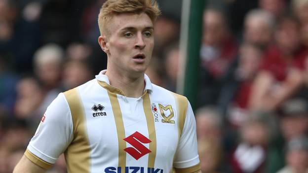 Ryan Watson: Northampton Town sign MK Dons midfielder - BBC Sport