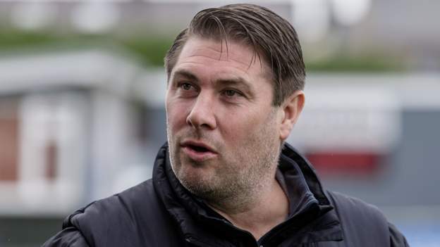 Caernarfon Town part company with manager Huw Griffiths - BBC Sport
