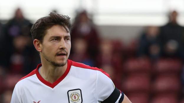 Shaun Miller: Bolton Wanderers sign ex-Crewe Alexandra forward on one ...