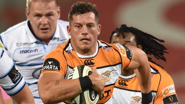 Shaun Venter: Ospreys sign Cheetahs scrum-half - BBC Sport