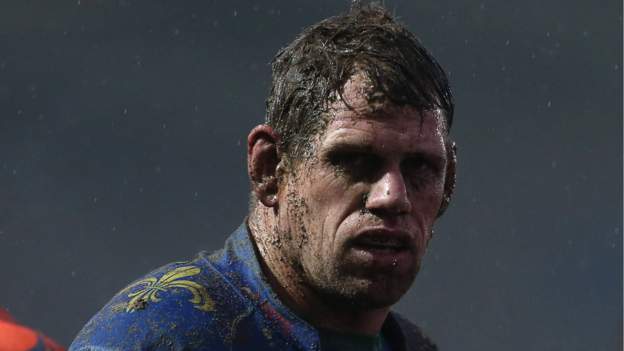 T Rhys Thomas: Ex-Wales hooker takes Dragons coach role - BBC Sport