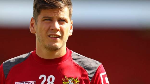 Connor Smith: AFC Wimbledon sign former Watford midfielder - BBC Sport