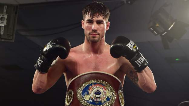 Jamie Cox: Super Middleweight boxer targets multiple world titles - BBC ...