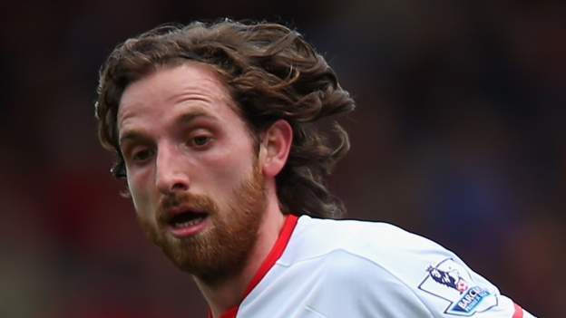 Wales midfielder Joe Allen wants Liverpool future resolved - BBC Sport