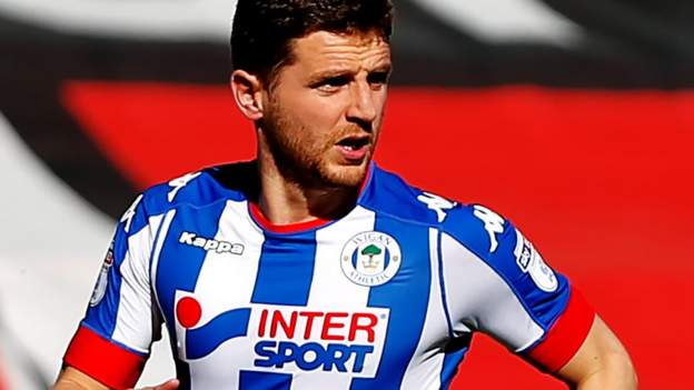 Alex Bruce: Former Northern Ireland and Republic of Ireland defender ...