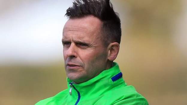 Rodney McAree extends contract as Dungannon Swifts manager - BBC Sport