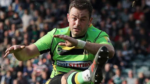 Stephen Myler: London Irish sign former Northampton fly-half - BBC Sport