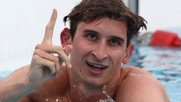 Jamie Cooke claims World Championships gold after stunning finish - BBC ...