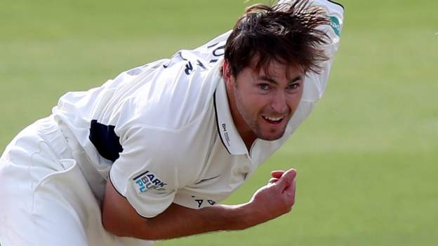 James Fuller: Hampshire sign Middlesex seamer on two-year deal - BBC Sport