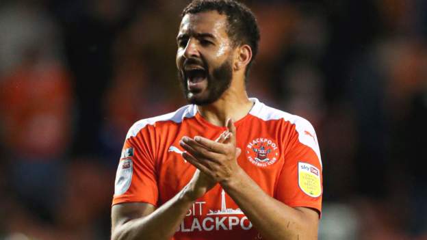 Kevin Stewart: Blackpool midfielder signs new two-year deal - BBC Sport