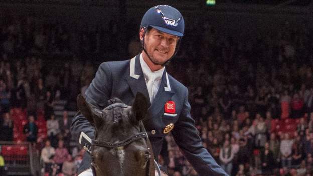 Carl Hester targets 2016 Olympic dressage success - BBC Sport