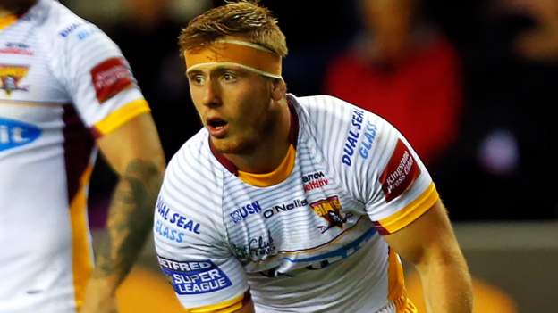 Adam O'Brien: Huddersfield hooker signs new contract through to 2022 ...