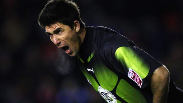 Adriano Basso: Truro City sign former Bristol City and Hull City ...