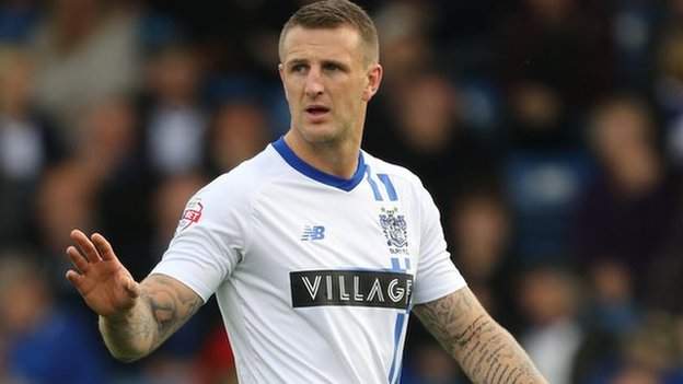 Peter Clarke: Bury defender enjoys 'positive' start to season - BBC Sport
