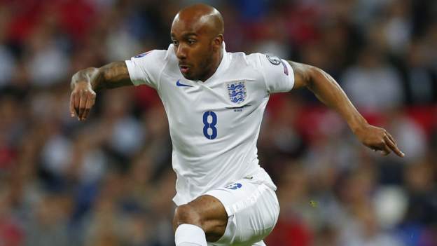 Fabian Delph: England & Man City midfielder injured inside minute - BBC ...
