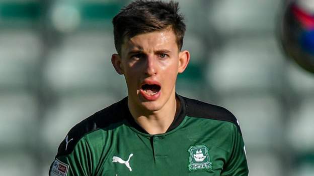 Kelland Watts: Newcastle United youngster aiming to be ever-present at ...