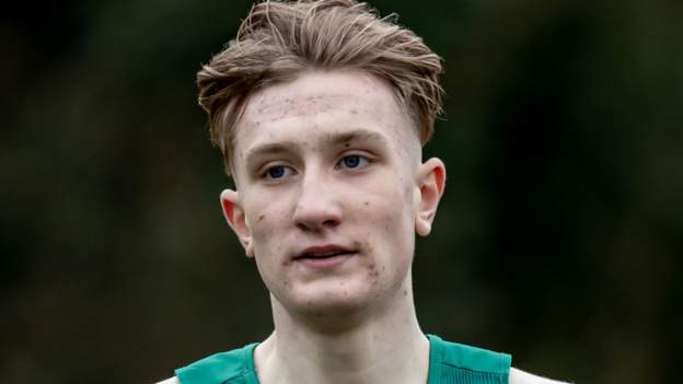 Nick Griggs: Teen star breaks course record to win Queen's 5km road ...