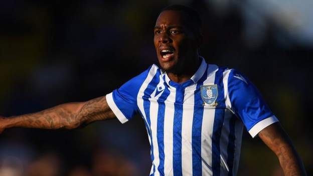 Jaden Brown: Lincoln City sign Sheffield Wednesday wing-back - BBC Sport