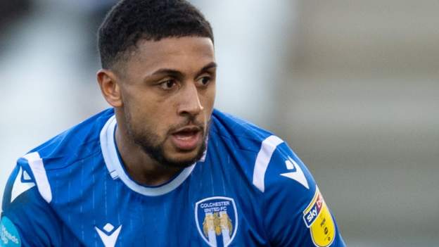 Brandon Comley: Bolton Wanderers sign midfielder on two-year deal - BBC ...