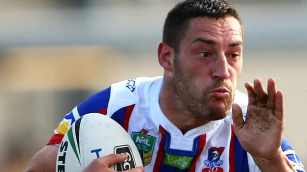 Joe Wardle: Castleford Tigers sign Newcastle Knights centre - BBC Sport