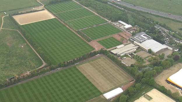 Arsenal's training ground opens to players for individual work - BBC Sport