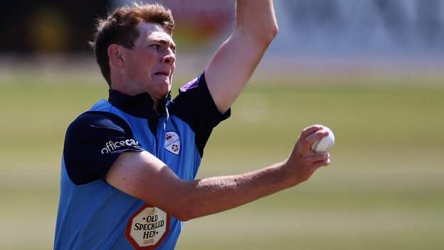 Leicestershire: Tom Taylor joins Foxes after release by Derbyshire ...