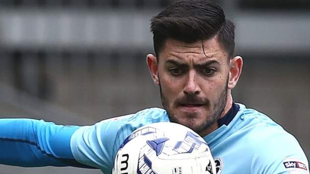 Tom King: Millwall goalkeeper joins AFC Wimbledon on loan - BBC Sport
