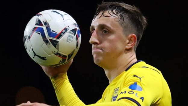 Joel Cooper: Northern Irish winger leaves Oxford United - BBC Sport