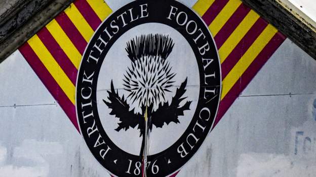 Partick Thistle: Fans raise £150,000 for club during shutdown - BBC Sport