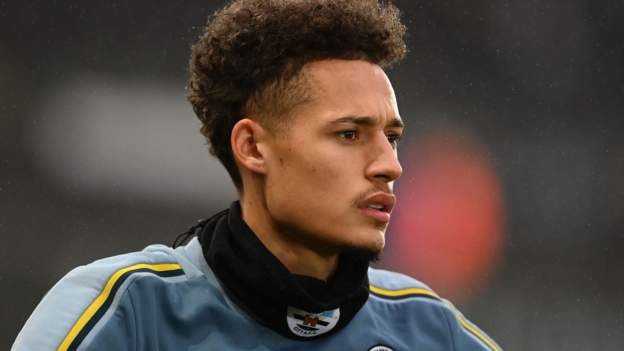 Rhys Williams: Liverpool recall defender from Swansea City loan - BBC Sport