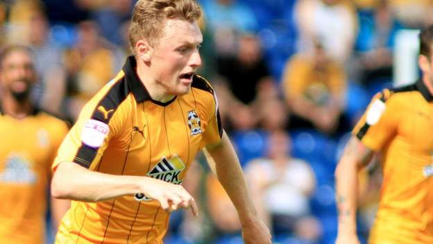 George Maris: Cambridge United midfielder signs new deal - BBC Sport