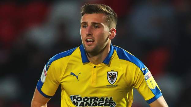 Ben Purrington: Charlton sign Rotherham left-back on loan - BBC Sport