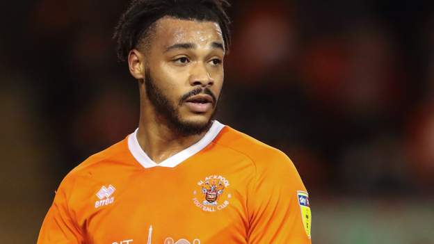 Joe Nuttall: Northampton Town sign Blackpool striker on loan - BBC Sport