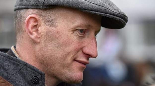Colm Murphy: Brave Inca and Big Zeb trainer to retire - BBC Sport