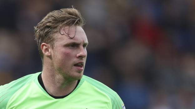 David Stockdale: Wycombe Wanderers re-sign goalkeeper on one-year deal ...