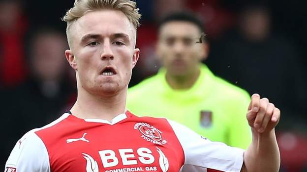 Kyle Dempsey: Fleetwood Town sign Huddersfield midfielder on three-year ...