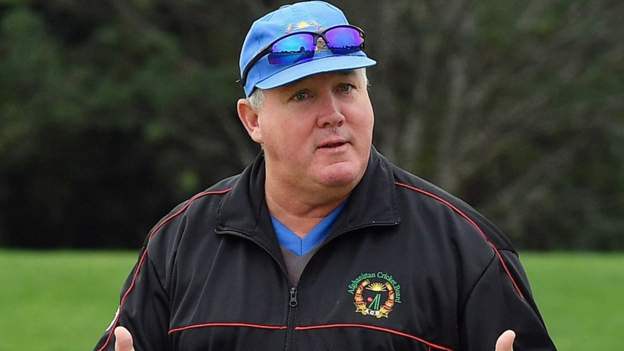 Andy Moles: Former Warwickshire batsman on leg amputation and PCA Trust ...