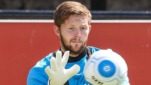 Jonny Maxted: Forest Green Rovers goalkeeper joins Guiseley - BBC Sport