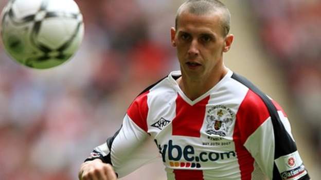 Adam Stansfield: Ben Seymour 'honoured' to wear Exeter City's ...