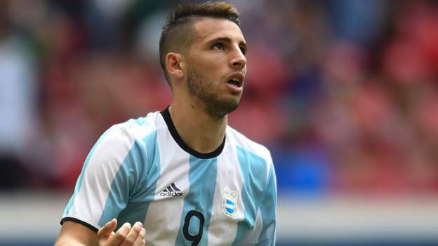 Jonathan Calleri: West Ham sign Argentine striker on a season-long loan ...