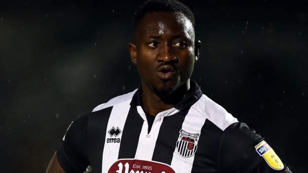 Moses Ogbu: Grimsby Town release Nigerian striker - BBC Sport