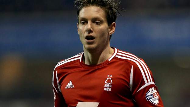 Greg Halford: Defender joins Rotherham United after Forest exit - BBC Sport