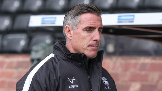 Mark Kennedy: Lincoln City head coach departs League One club - BBC Sport