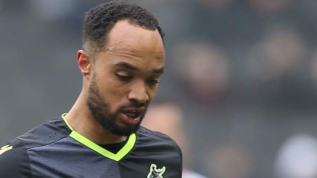 Byron Moore: Bury sign ex-Bristol Rovers midfielder - BBC Sport