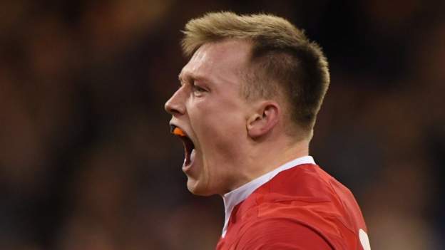 Nick Tompkins: Wales centre joins Dragons on season loan from Saracens ...