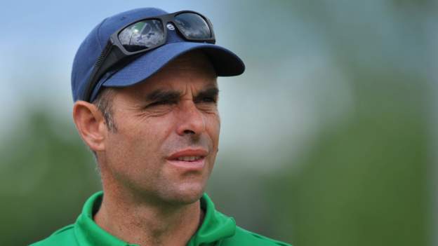 Ireland hockey: Men's head coach Craig Fulton steps down - BBC Sport